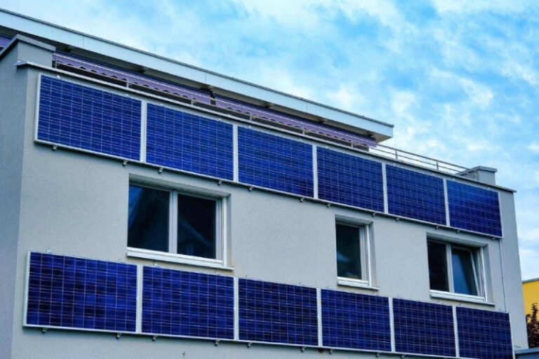 Solar Panel Siding: ROI for Homes vs Commercial Buildings - Elemex - Canada